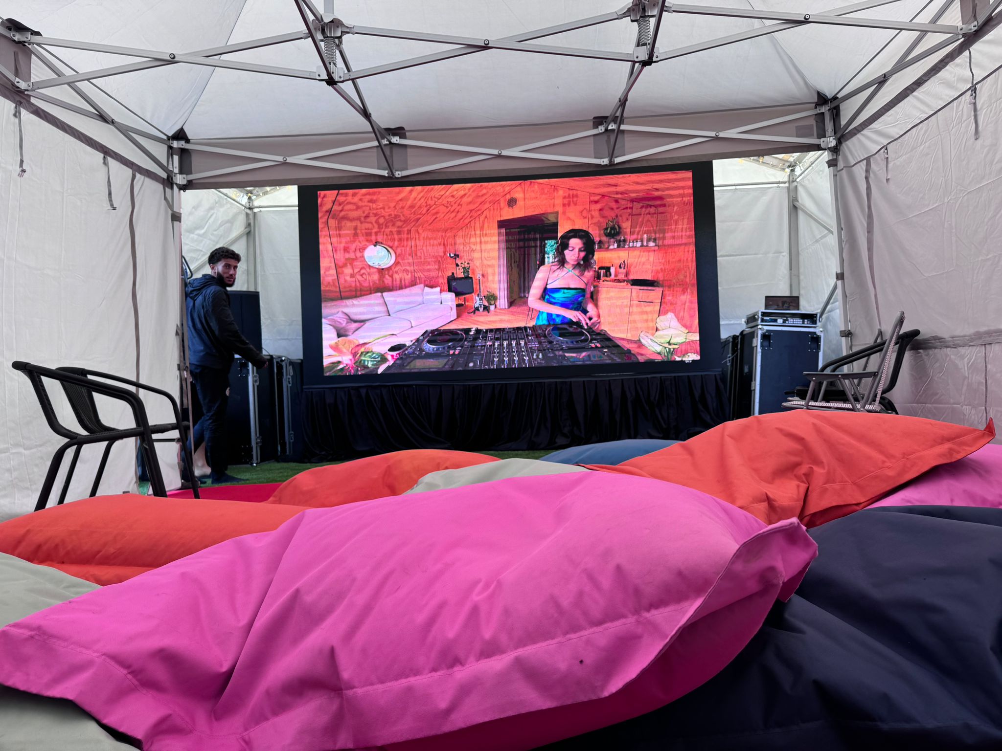 LED Video Wall (2m x 4m) - Your Event UK